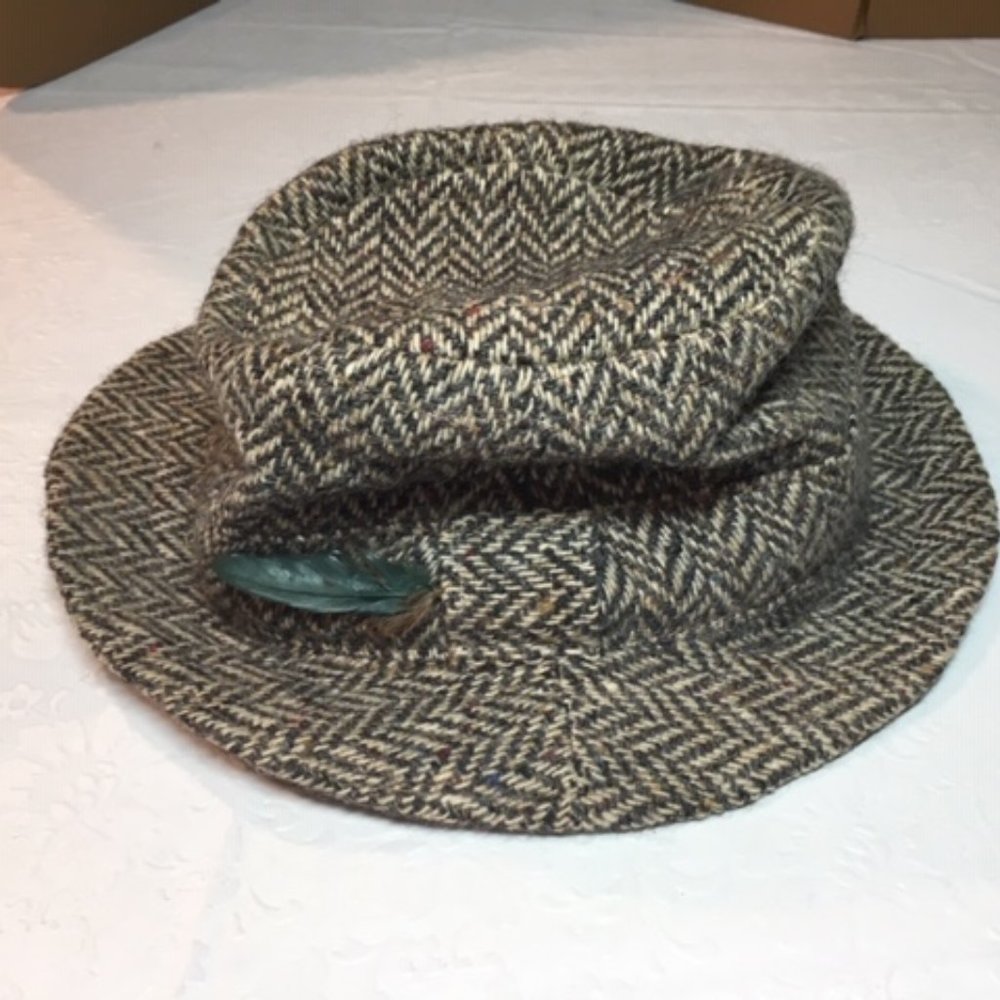 Original Hanna Irish Gray Tweed Walking Hat Size: 56 - Gem